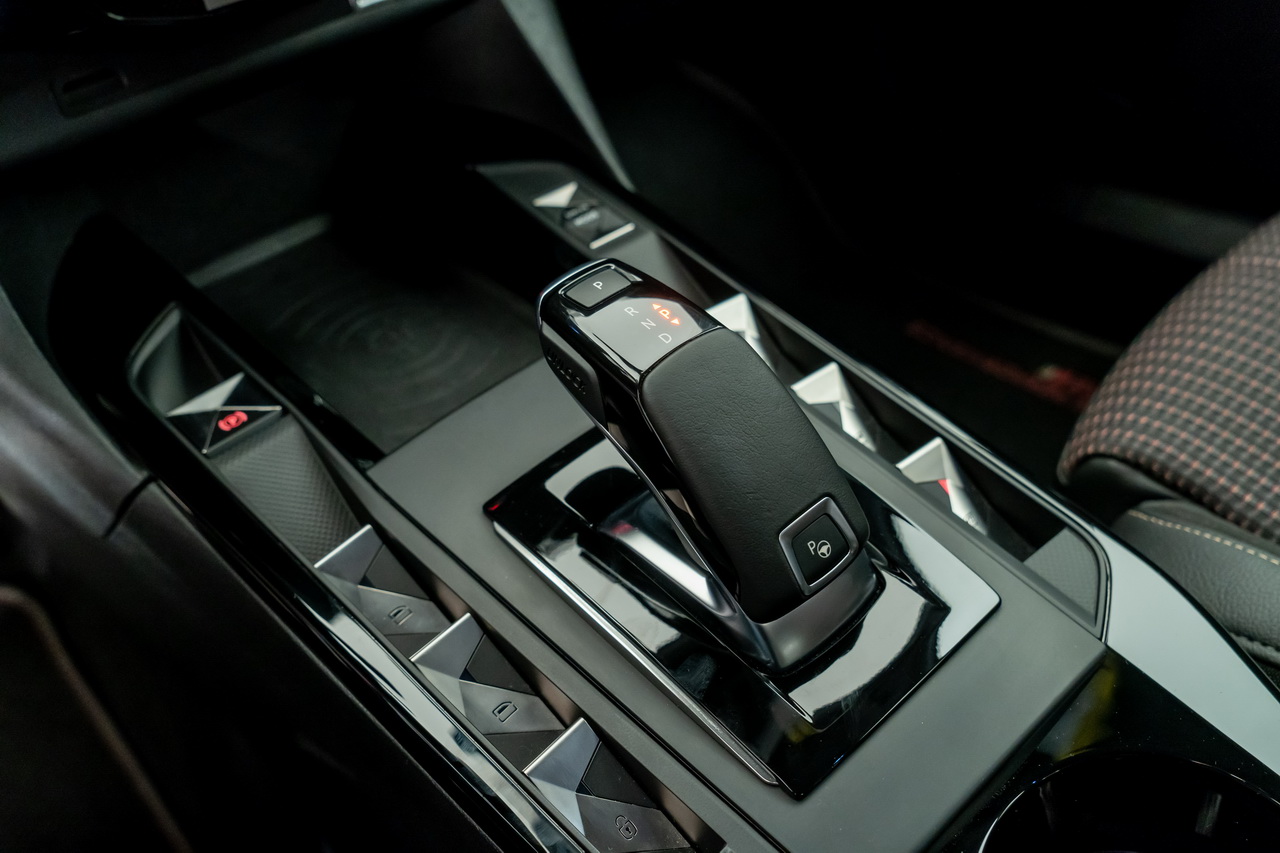 Diaporama et photos - DS3 Crossback Performance Line : la version ...