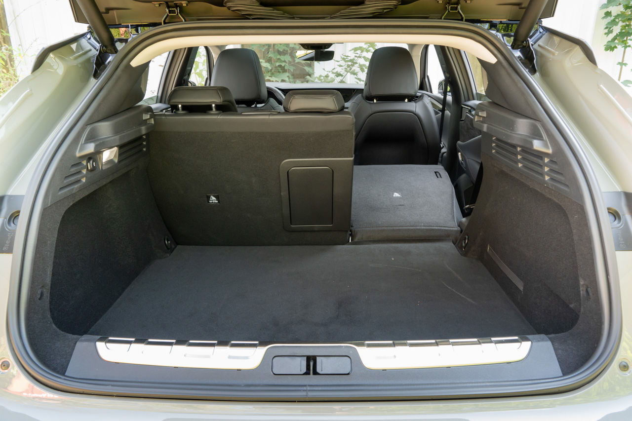 Photo 48 - DS4 2021 coffre modularite - Essai comparatif : la DS4 E ...