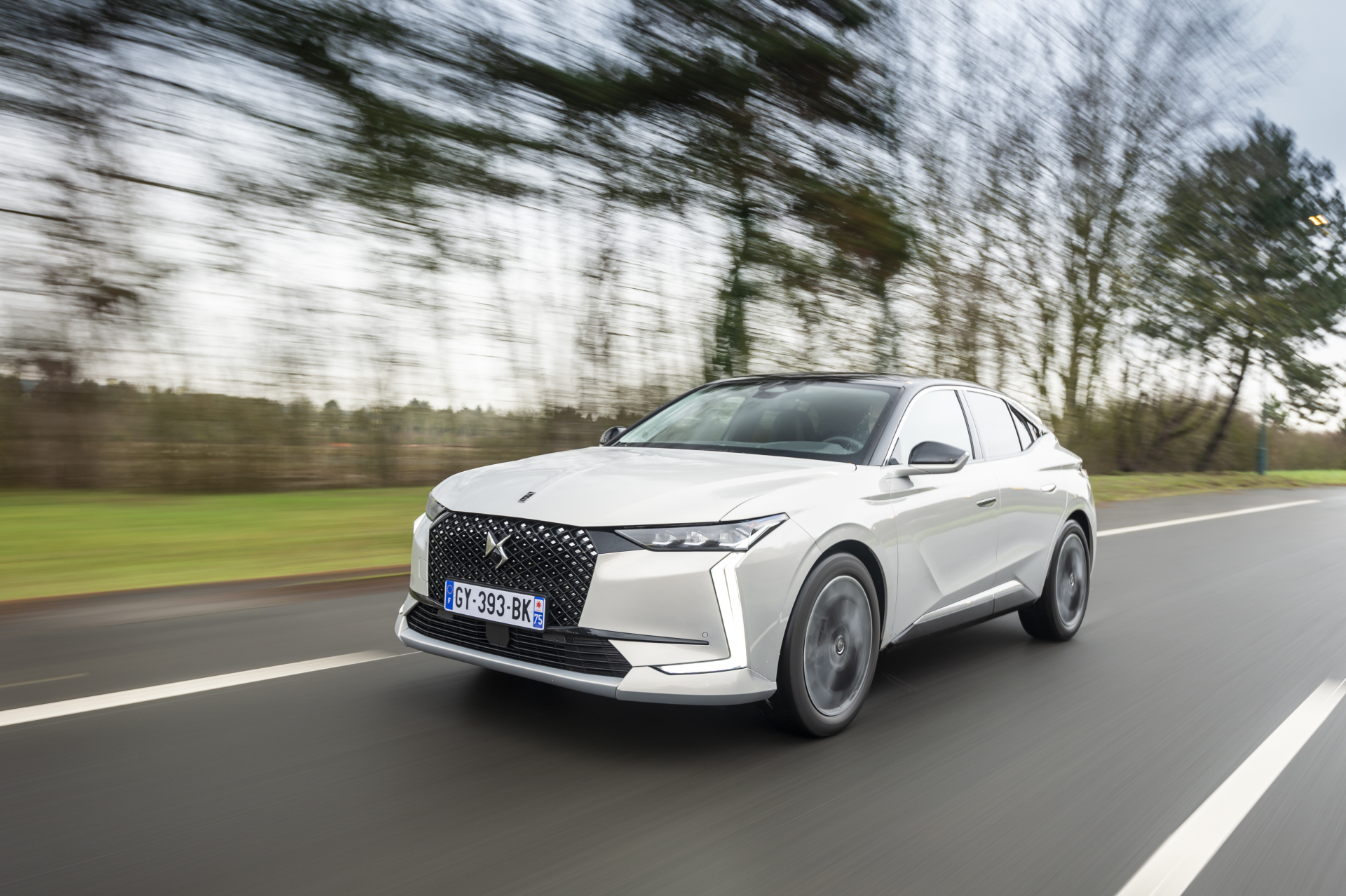 Prix Toyota C-HR (2025). Du nouveau dans la gamme du SUV compact hybride