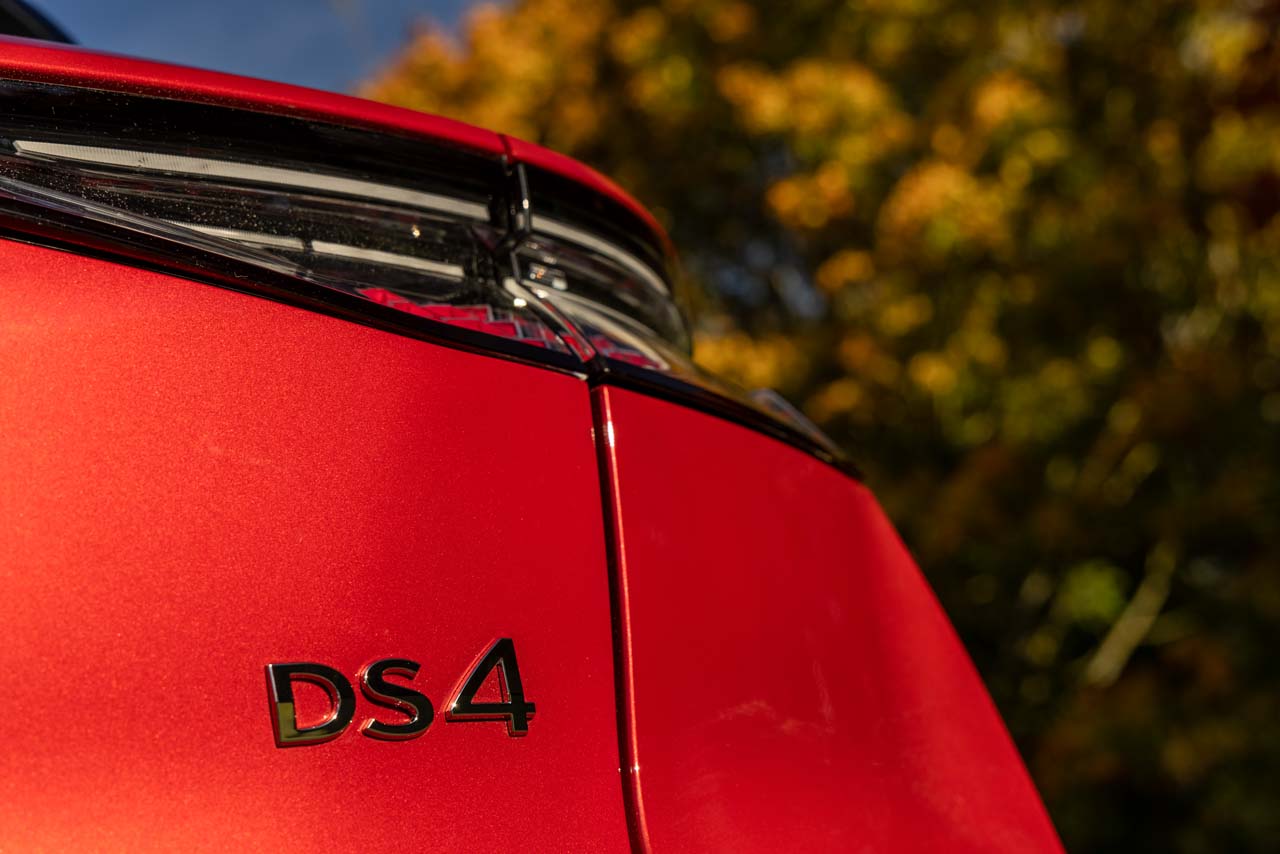 Photo 15 - logo DS4 - Essai DS4 PureTech 225 Automatique : hybride, moi ...