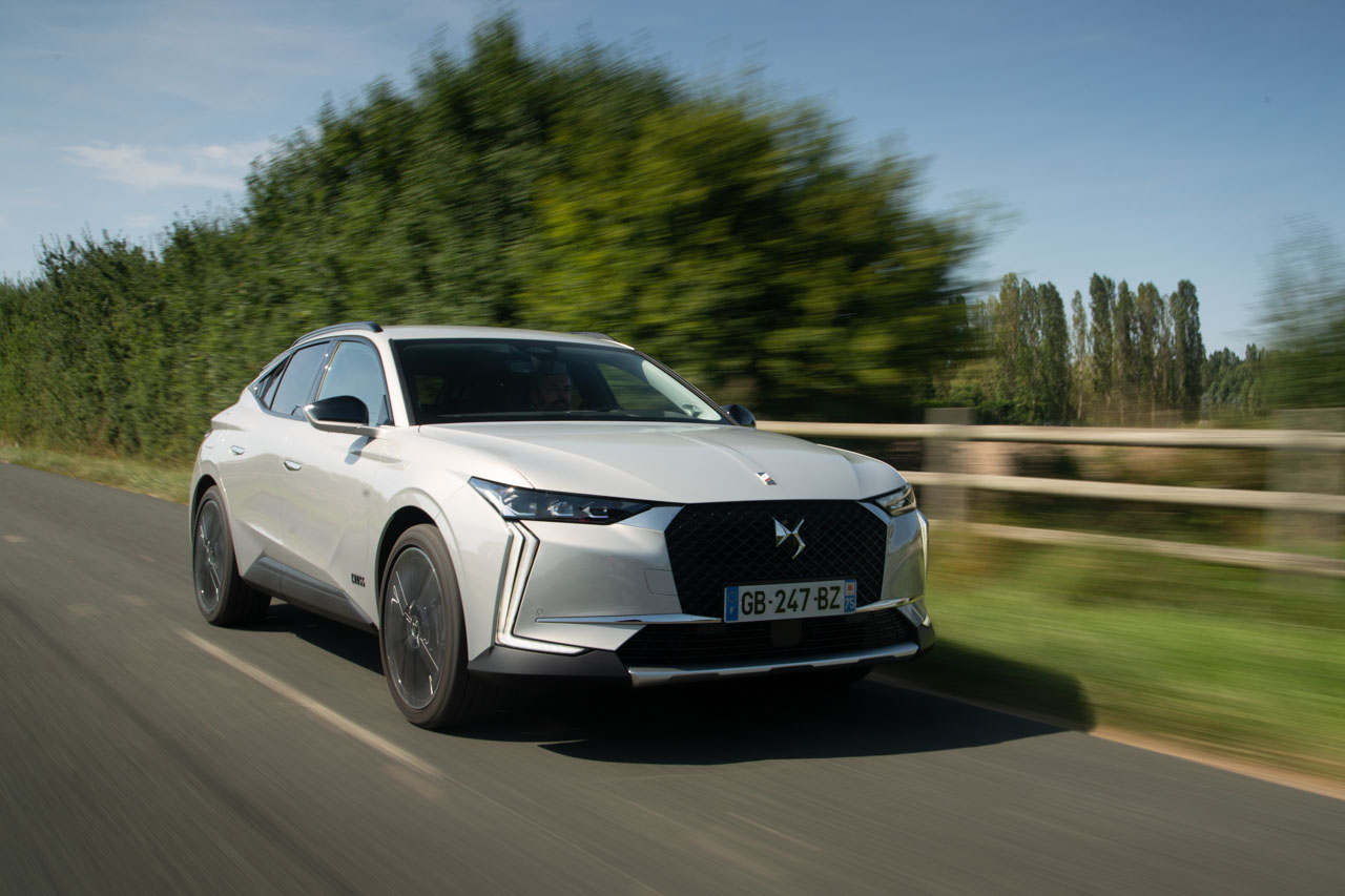 Photo 3 - DS 4 action - Essai DS4 hybride (2021) : l'ambitieuse française
