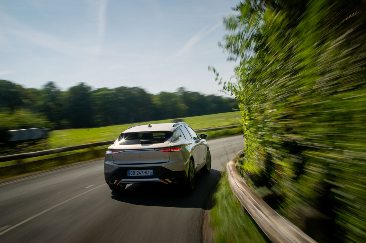 Photo 5 - DS 4 action - Essai DS4 hybride (2021) : l'ambitieuse française