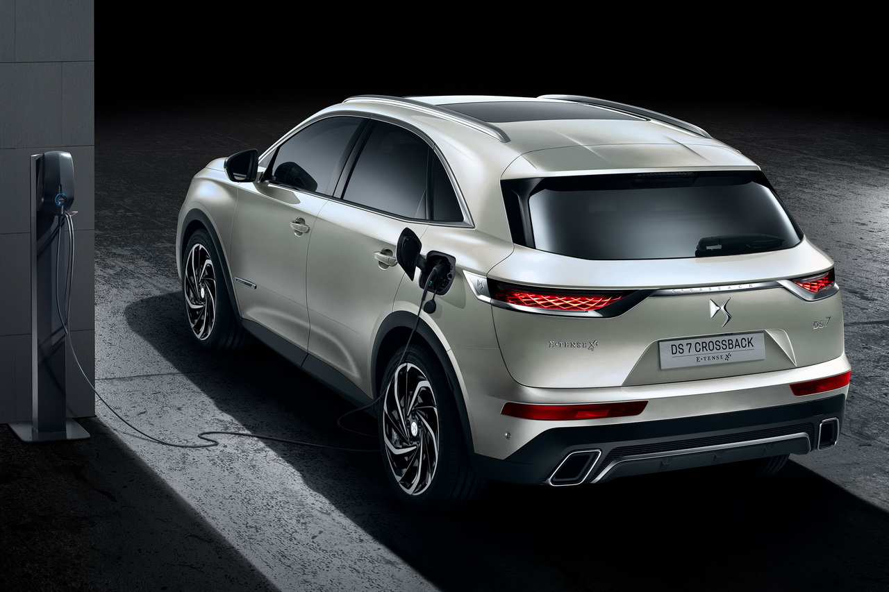 Le DS7 Crossback E-Tense face à ses concurrents hybrides rechargeables