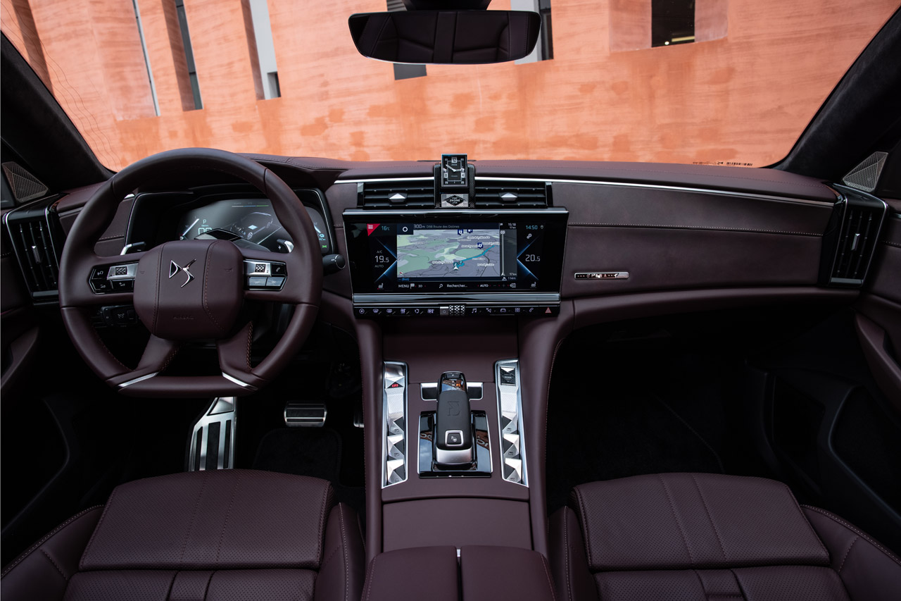 Essai DS9 E-Tense 250 (2022). La berline hybride tricolore s'affirme - Photo #14 - L'argus