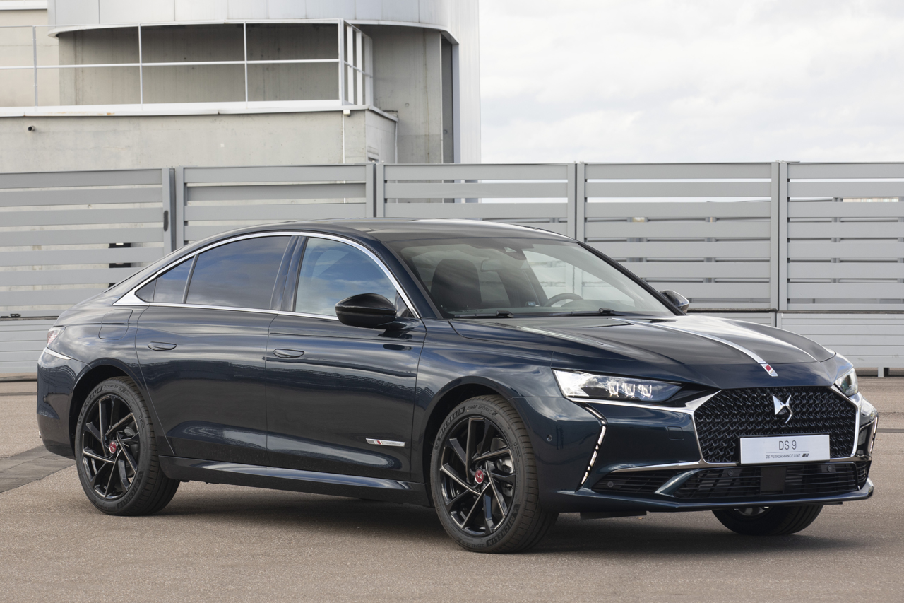 La DS9 face à la Citroën DS21 Pallas : la digne héritière