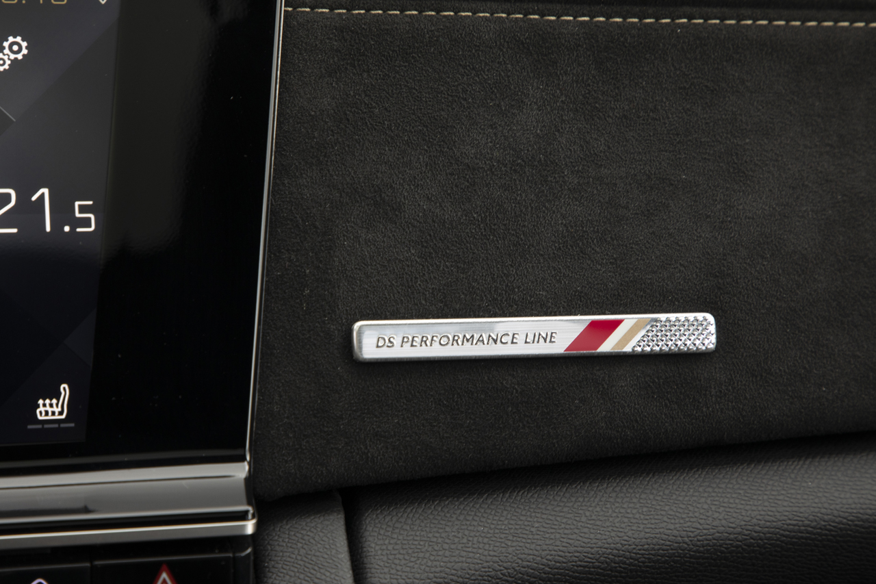 Photo 41 - DS9 Performance Line midnight blue - La DS9 face à la ...