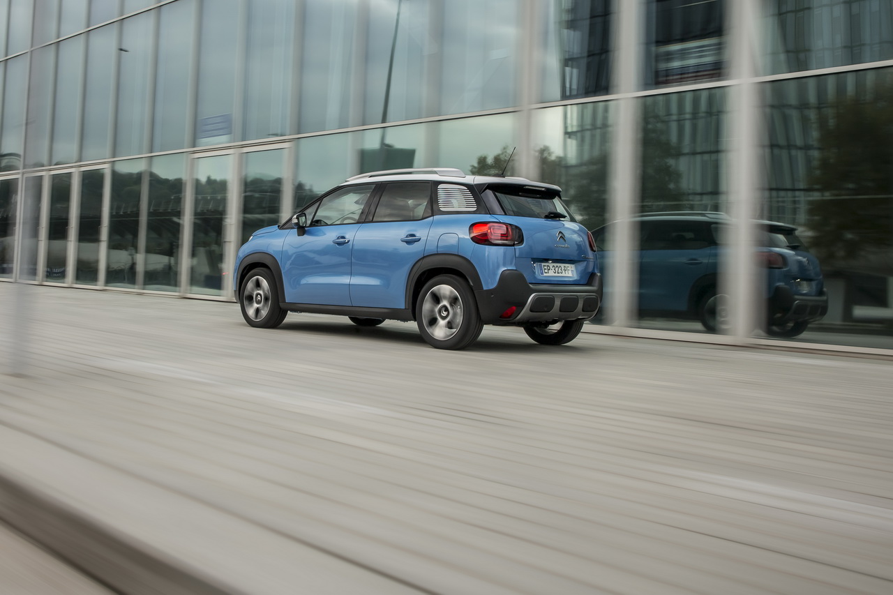 Diaporama et photos - Essai comparatif : le Citroën C3 Aircross défie ...