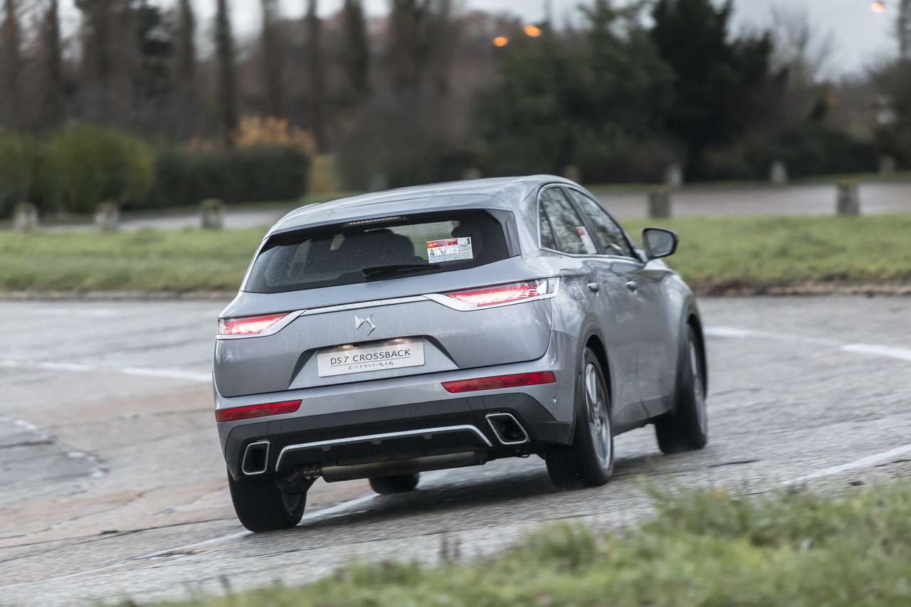 Photo 3 - ds7 crossback e-tense 4x4 arrière - DS7 Crossback E-Tense 4x4 ...
