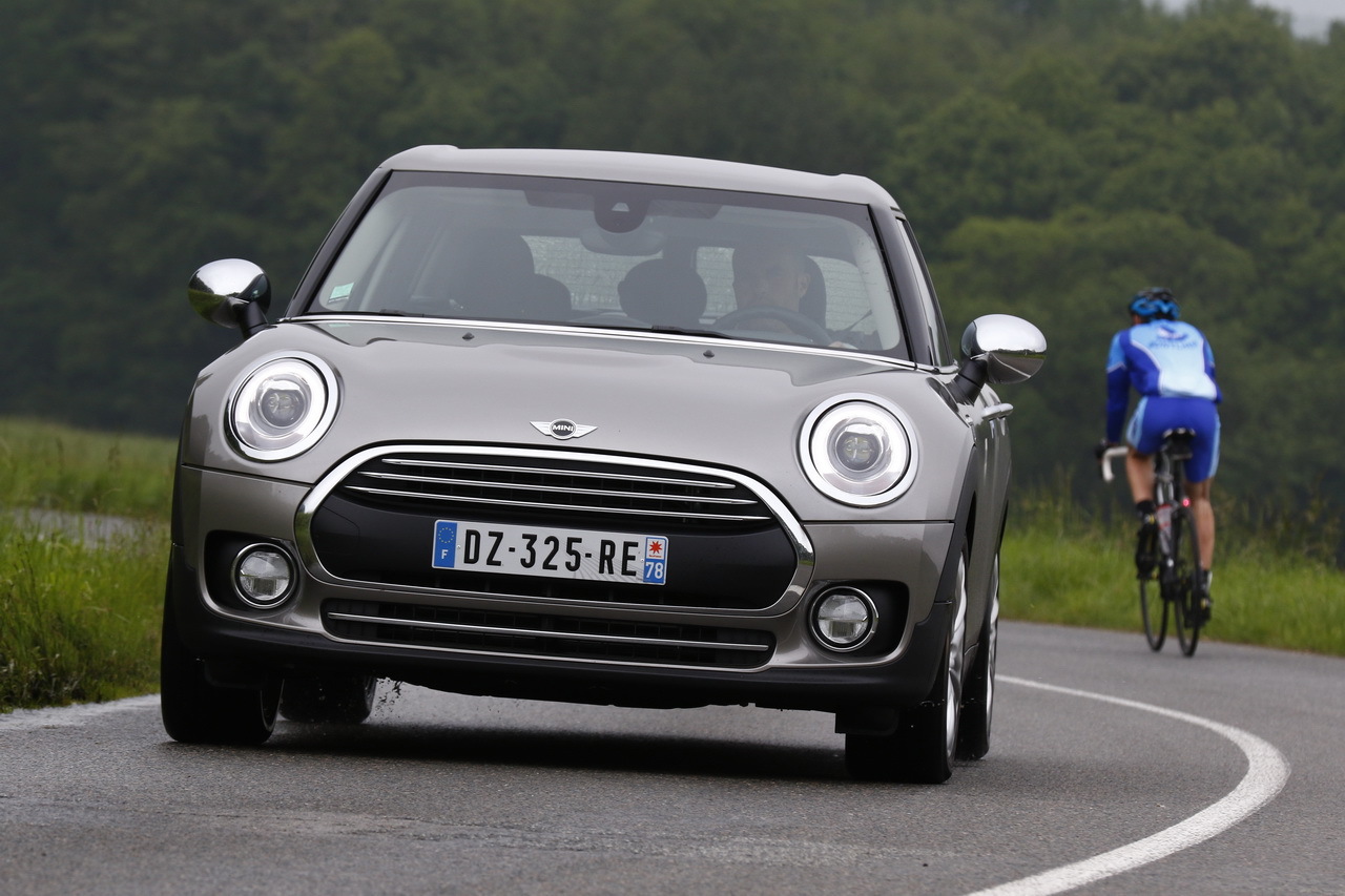 Photo 16 - essai mini clubman one D sur route - Mini Clubman One D ...