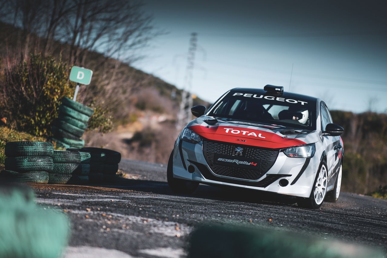 Essai course : L'argus au volant de la Peugeot 208 Rally 4