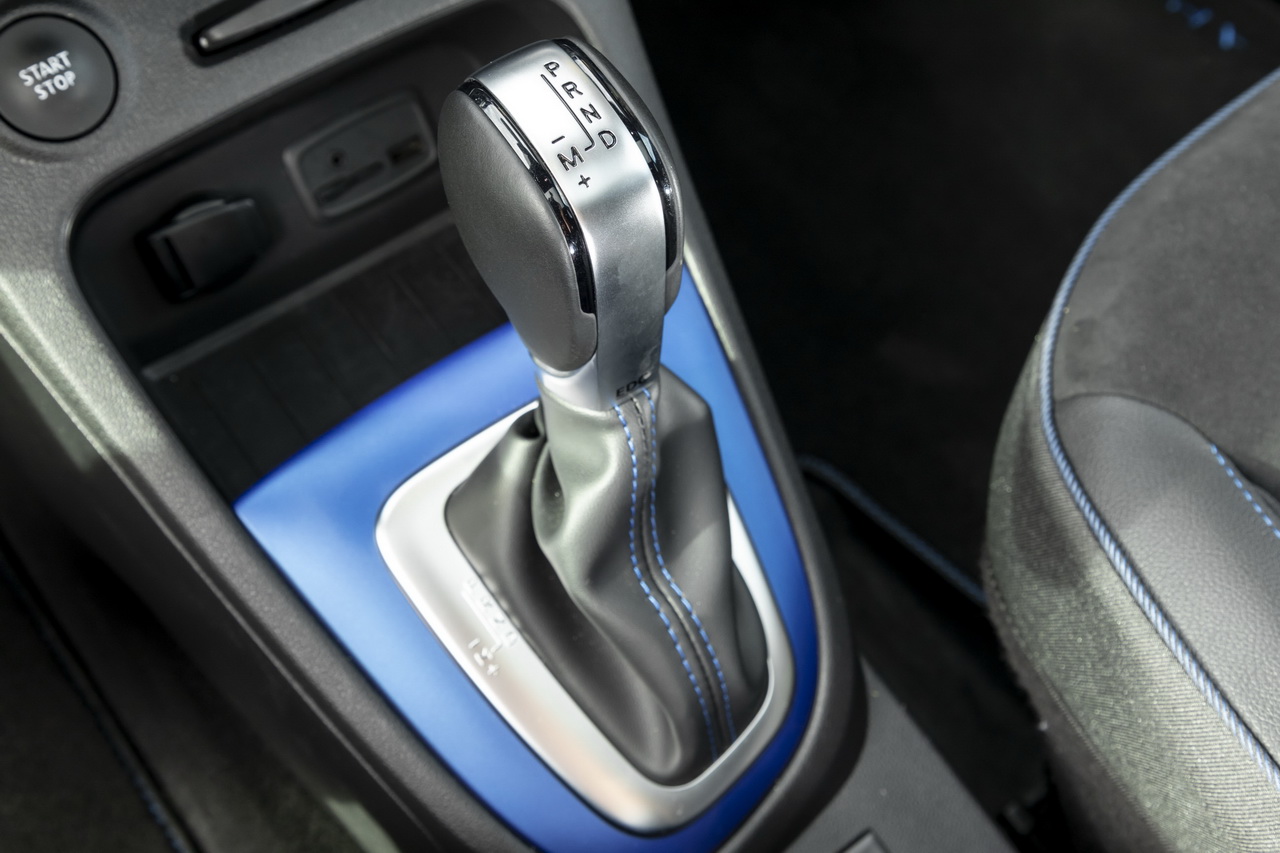 Photo 20 - Renault Captur S-Edition bleu levier boite EDC - Essai ...