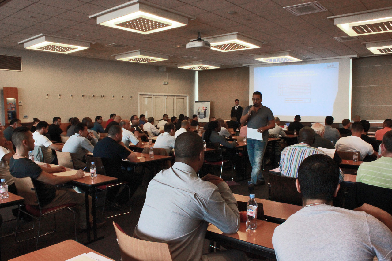 L'examen taxis et VTC s'applique aux motos-taxis et Loti