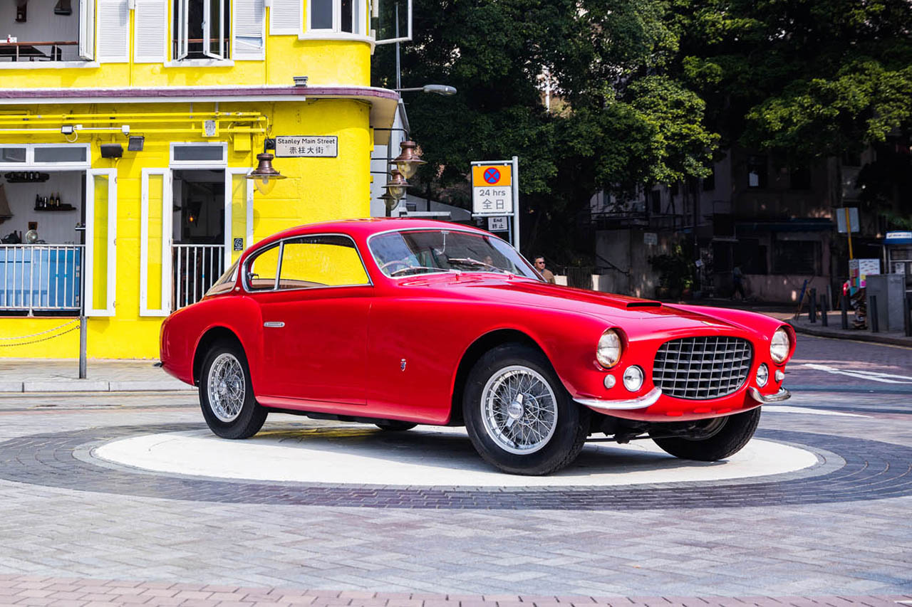 Photo 2 - Ferrari 195 Inter : une des toutes premières Ferrari en vente