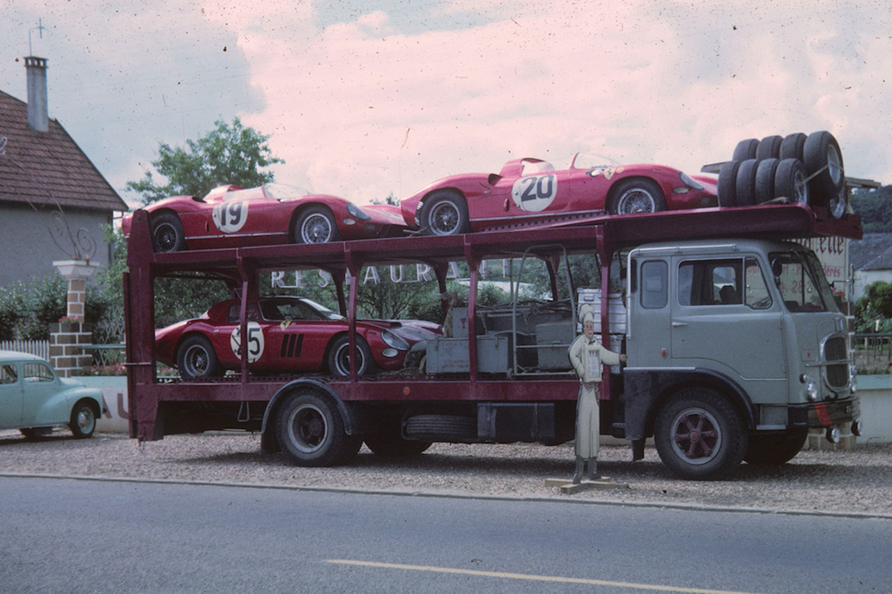 Ferrari 275 P 1964 : vers un nouveau record aux enchères