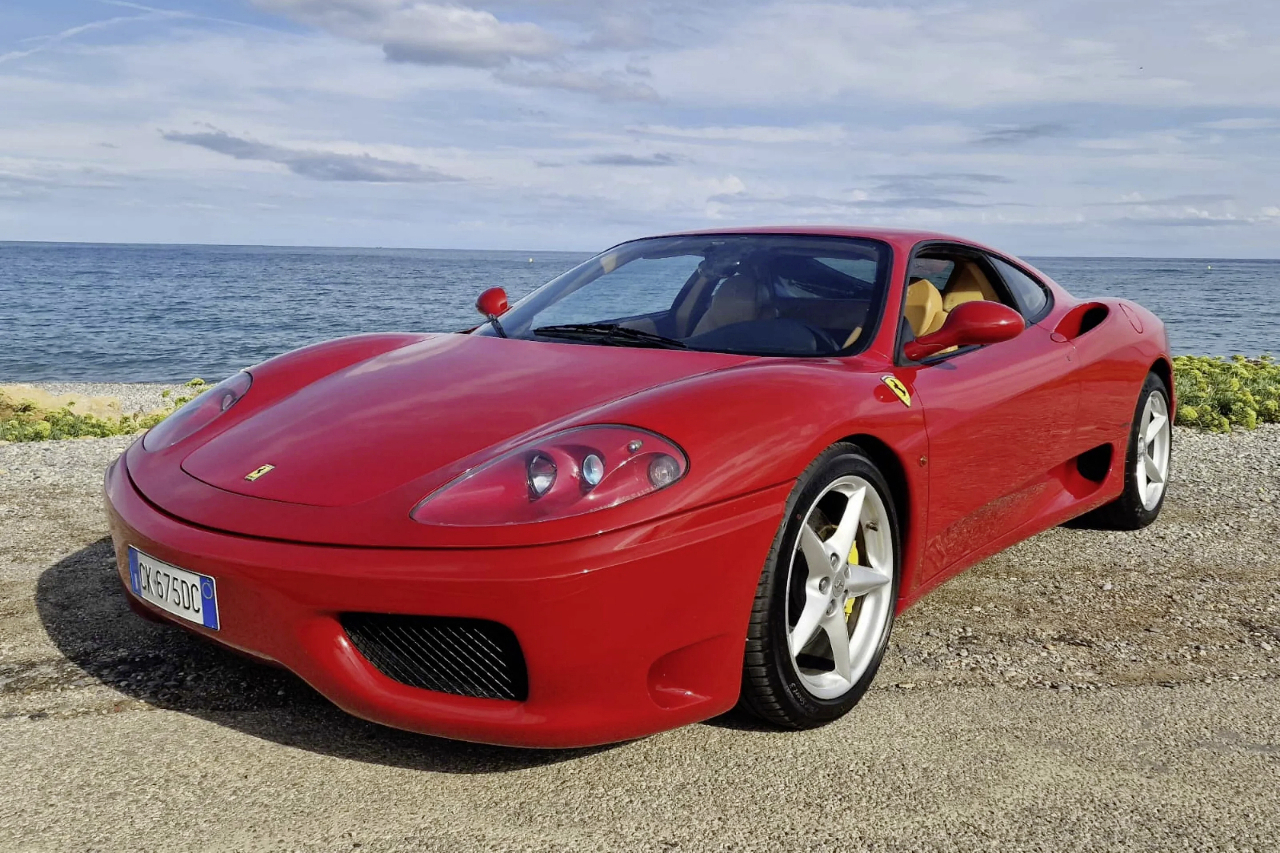 Renault Premier (1987). La Renault américaine dernière de la classe