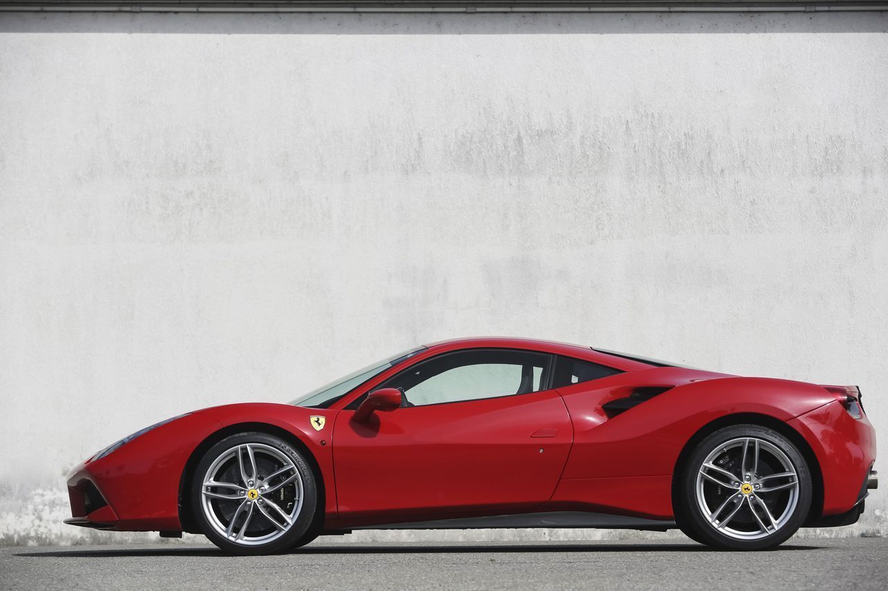 Essai Ferrari 488 GTB (2015) : deux turbos pour changer d'ère ! - L'argus