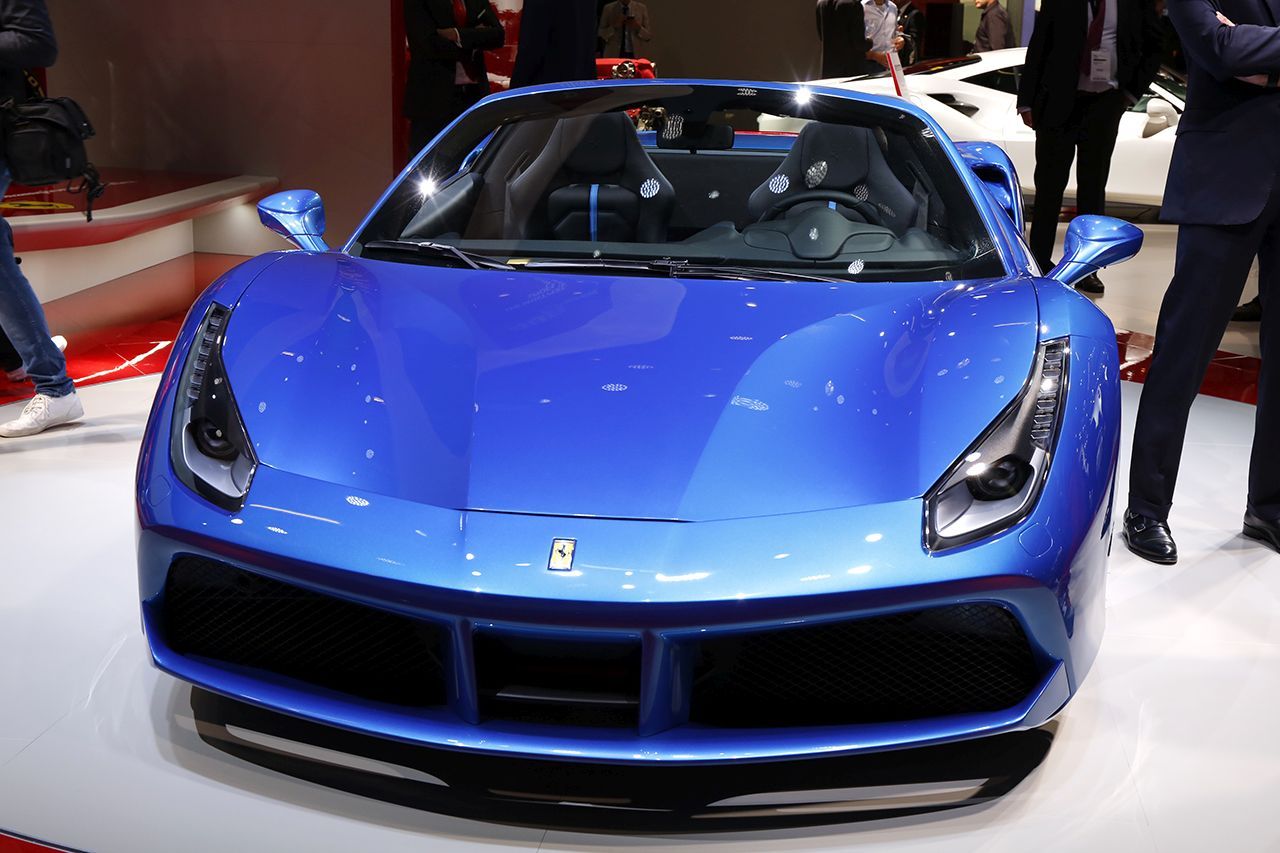 Francfort 2015. Ferrari 488 Spider : la diva dévoile son prix - Photo ...