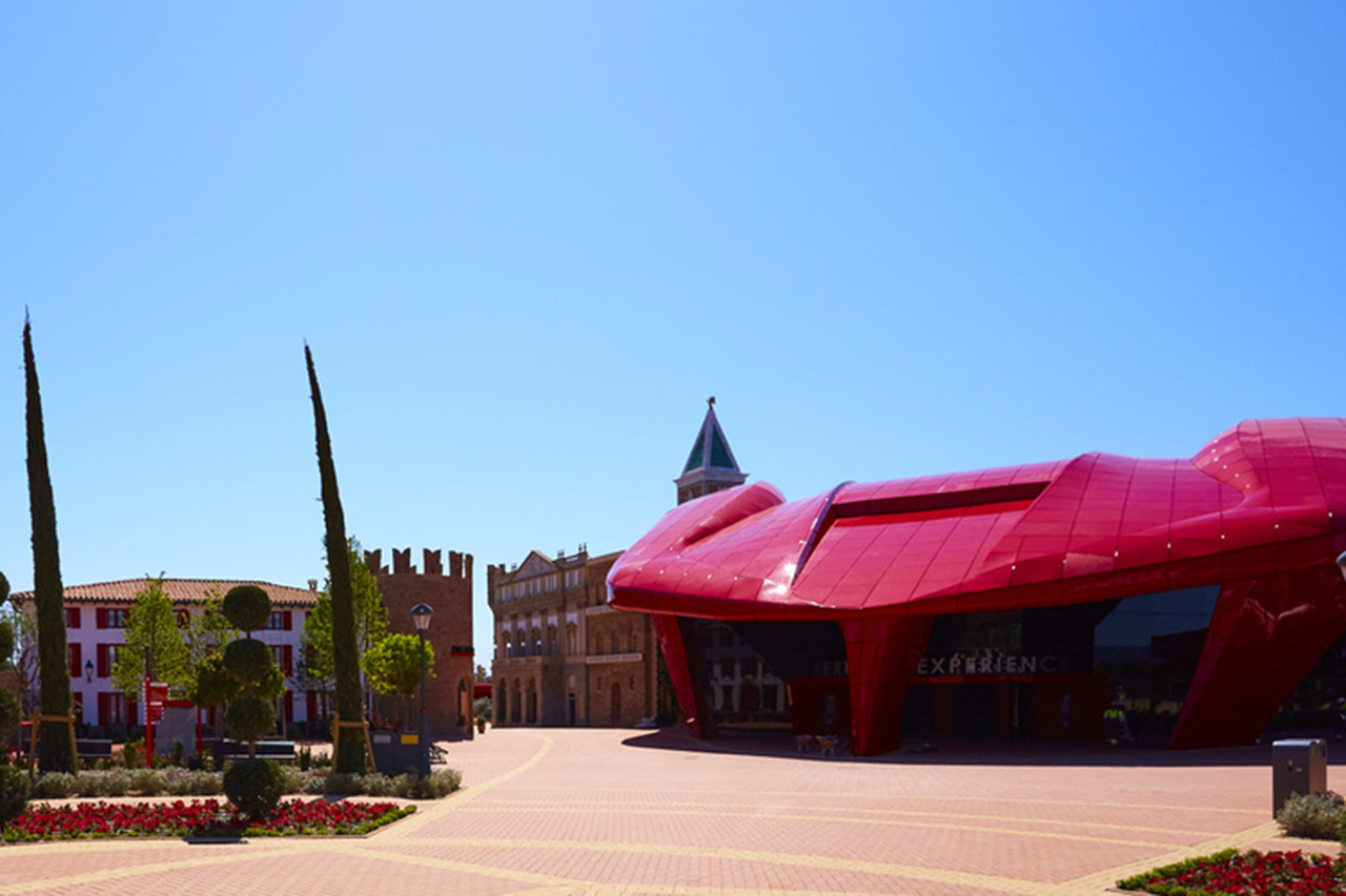 Diaporama et photos - Le parc Ferrari Land ouvre ses portes en Espagne ...