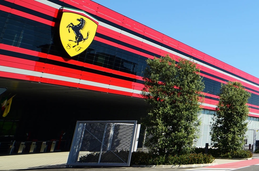 Diaporama et photos - Grâce à de meilleures ventes, Ferrari accroît son ...