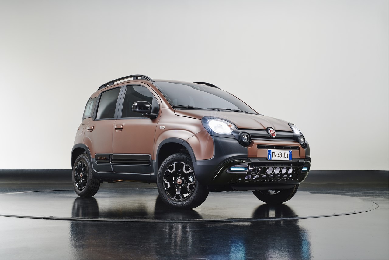 Photo 12 - Fiat Panda Trussardi (2019) avant - Fiat Panda Trussardi ...