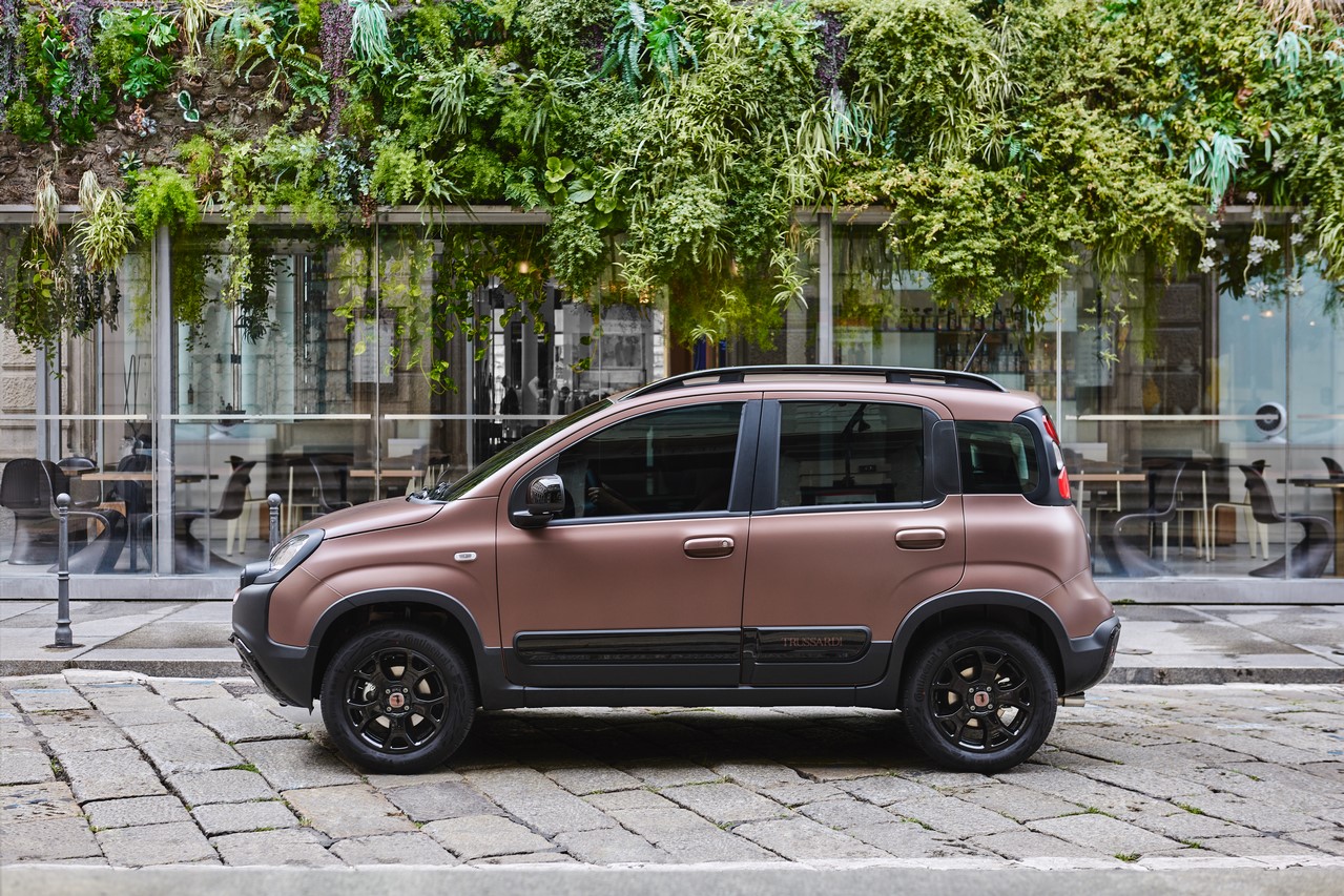 Diaporama et photos - Fiat Panda Trussardi (2019) : la citadine ...
