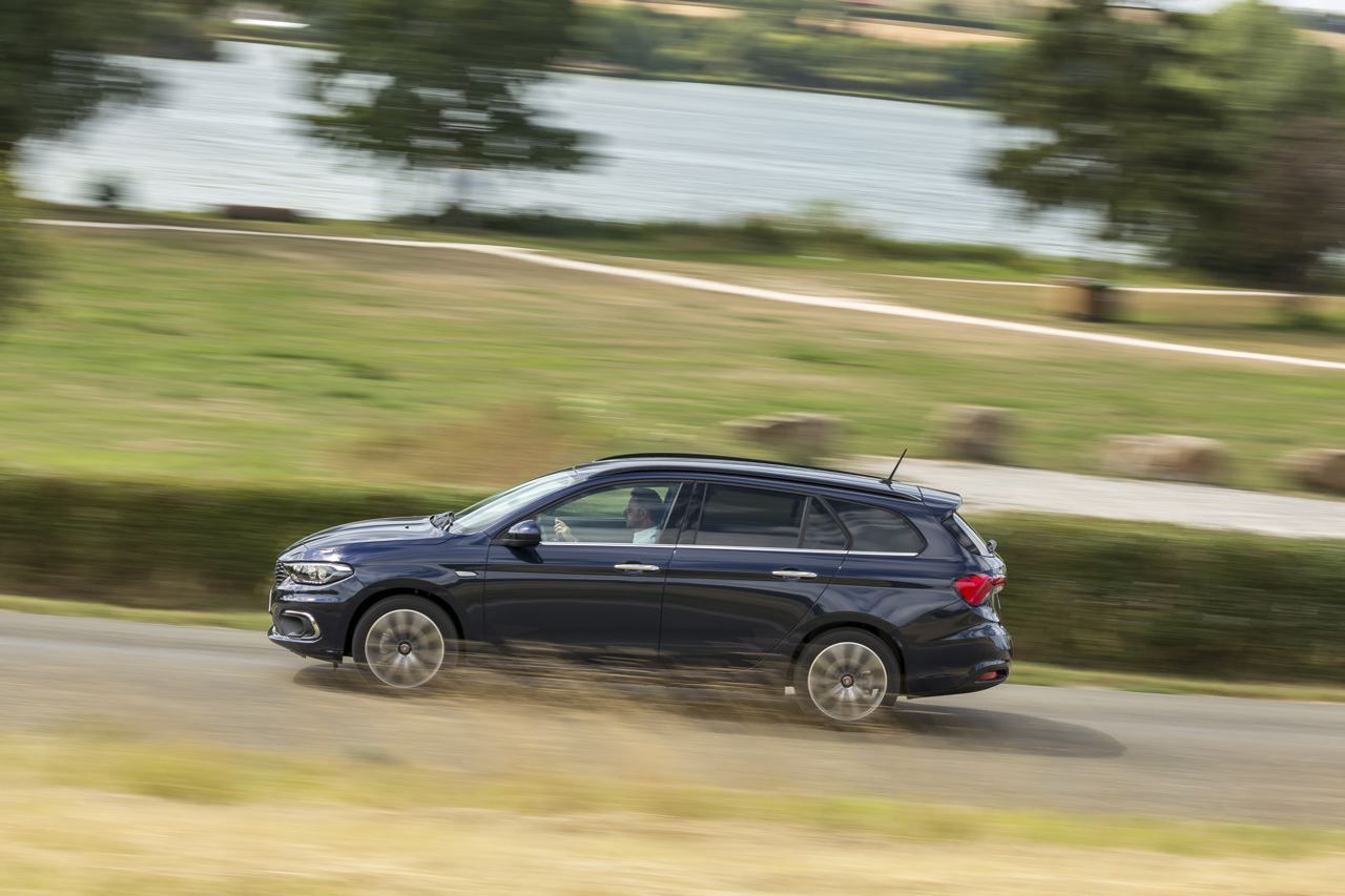 Photo 19 - vue laterale fiat tipo SW - Essai Fiat Tipo SW Mjt 120 : une ...