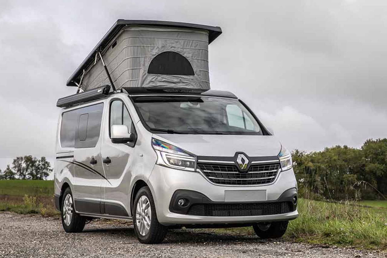 Font Vendôme Ford Custom et Renault Trafic. La gamme de vans aménagés