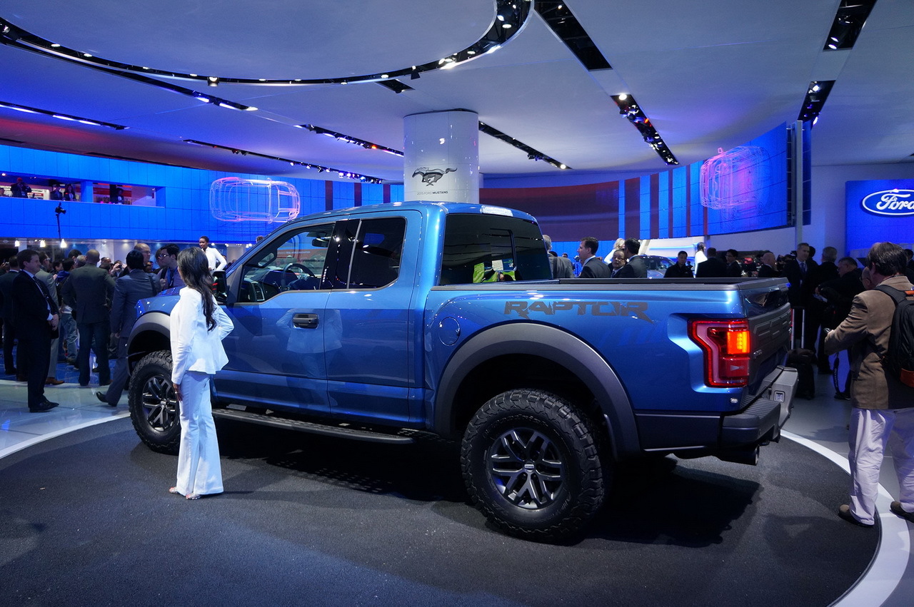 Photo 8 - Ford F-150 Raptor (2015) en direct de Detroit