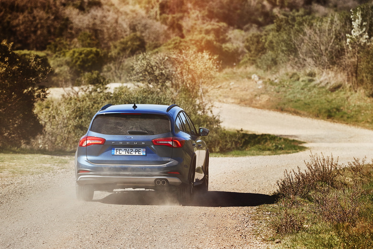 Diaporama et photos - Essai Ford Focus SW Active 2.0 EcoBlue : bien ...