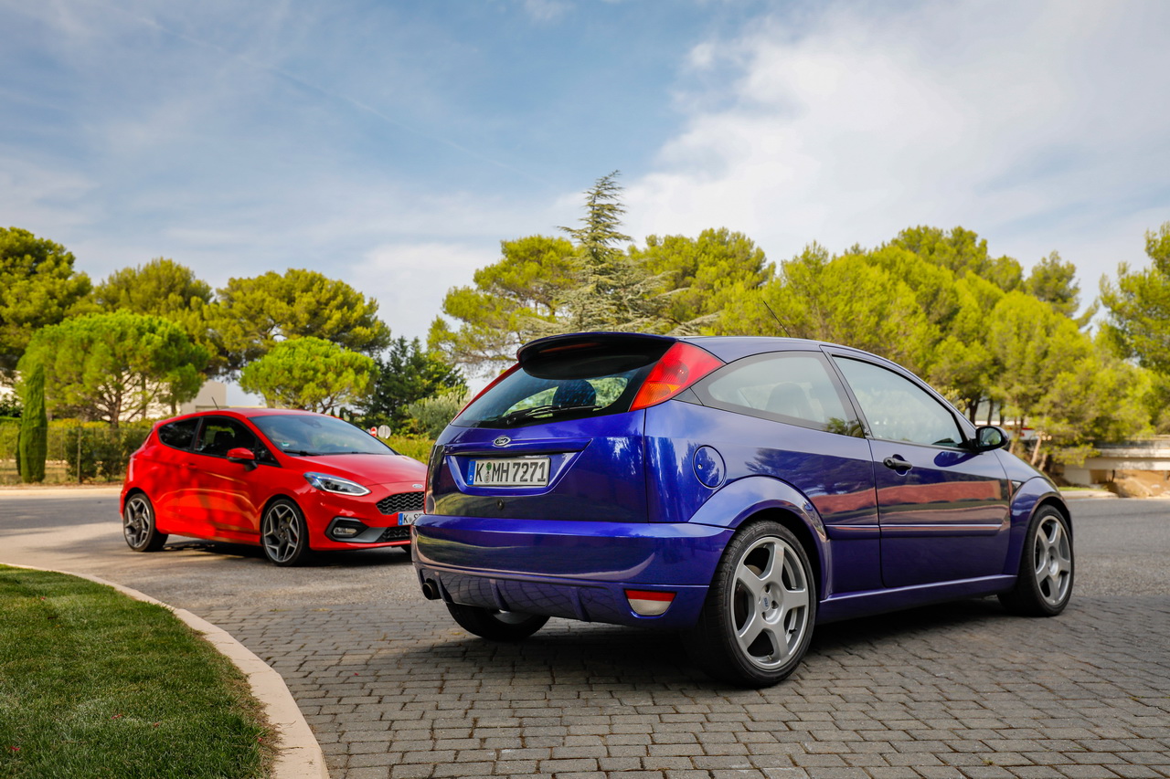 Diaporama et photos - Ford Focus RS MKI vs Ford Fiesta ST : c'était ...