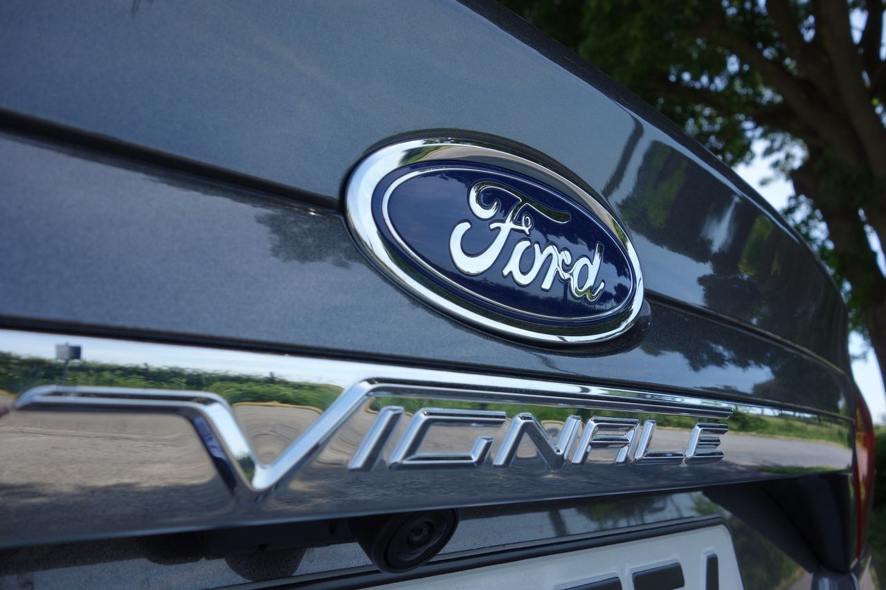 Diaporama et photos - Essai Ford Mondeo Vignale TDCi 210 (2015) : lutte ...