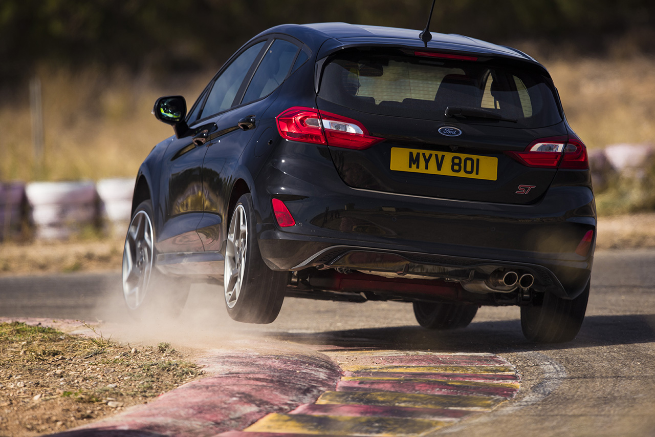 Vidéo : la gamme Ford Performance s'éclate sur circuit