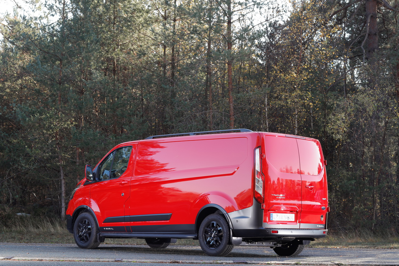Essai Ford Transit Custom Trail : le fourgon qui passe partout