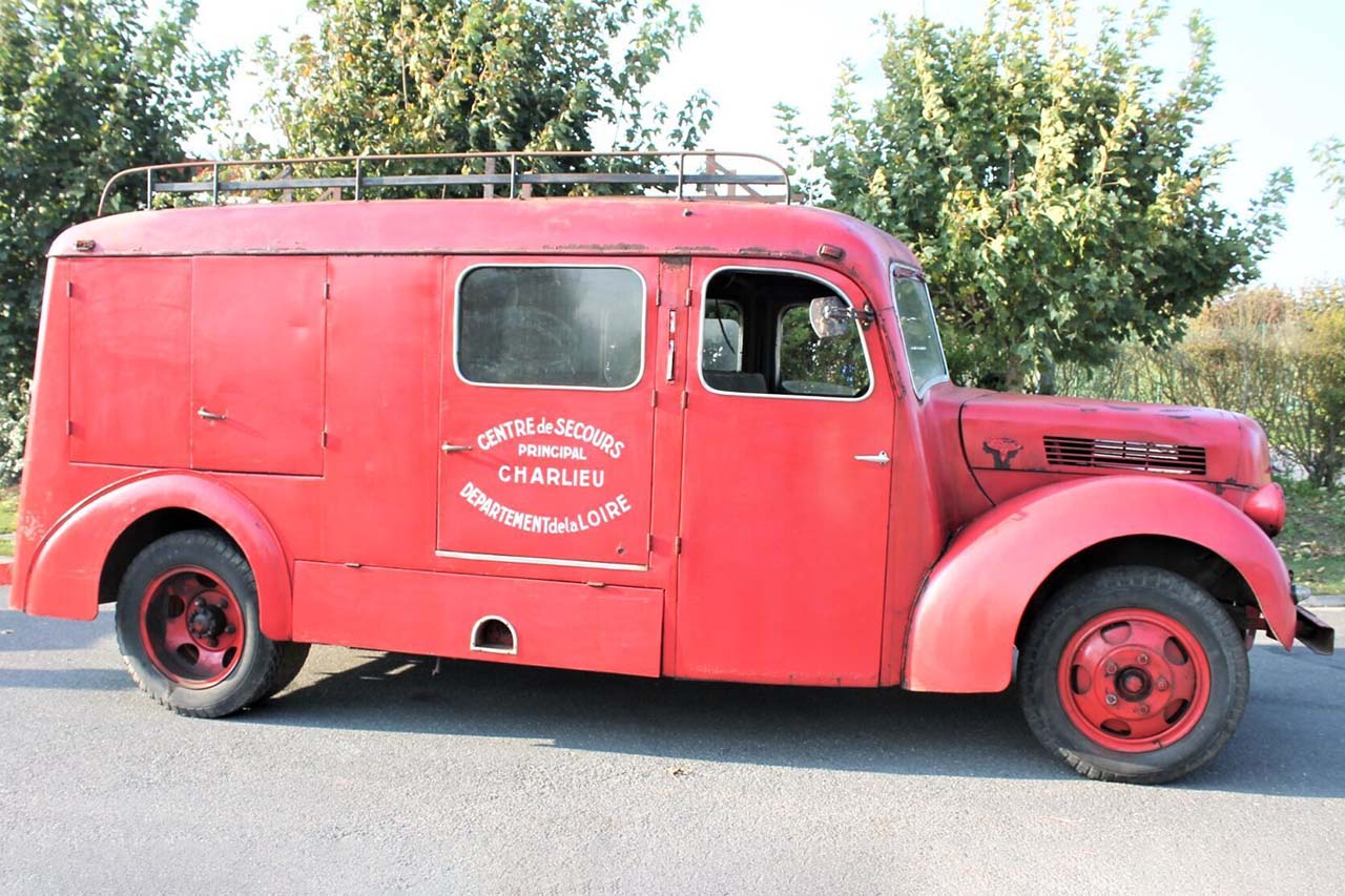 Photo 16 - Ford V8 Pompier - Citroën C4, Tatra, Jeep et Hotchkiss ...