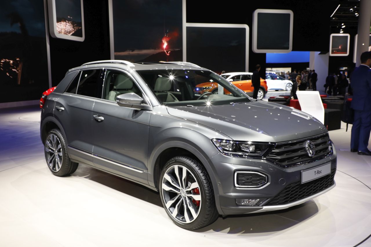 Prix Volkswagen T-Roc 2017 : Tarifs et équipements du petit SUV VW ...