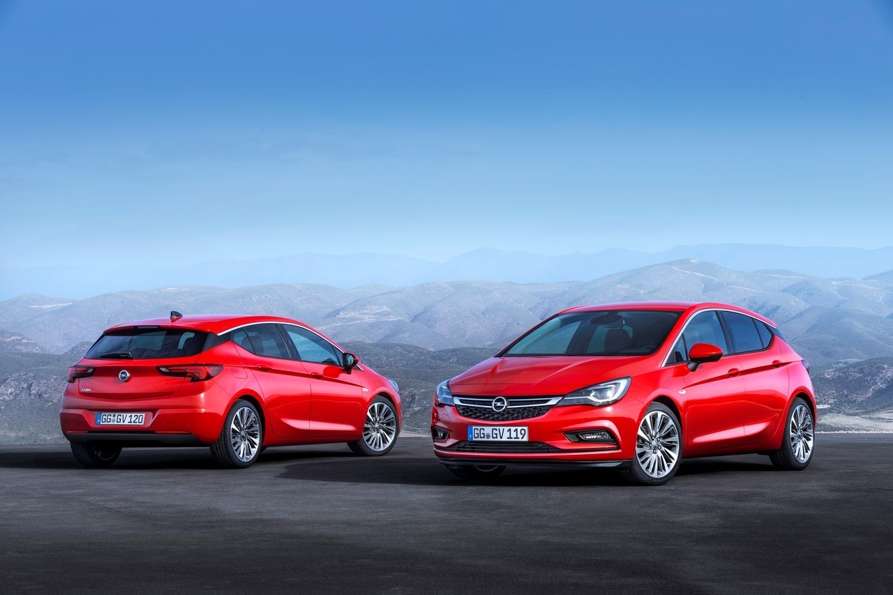Opel Astra (2015) : la gamme de moteurs et les prix allemands