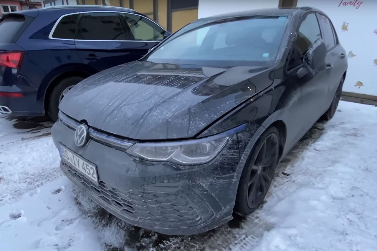 Volkswagen Golf 8 R (333 ch) : de nouvelles images sans camouflage