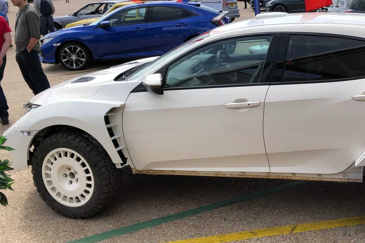 Diaporama et photos - Honda Civic Type R OveRland : du circuit au ...