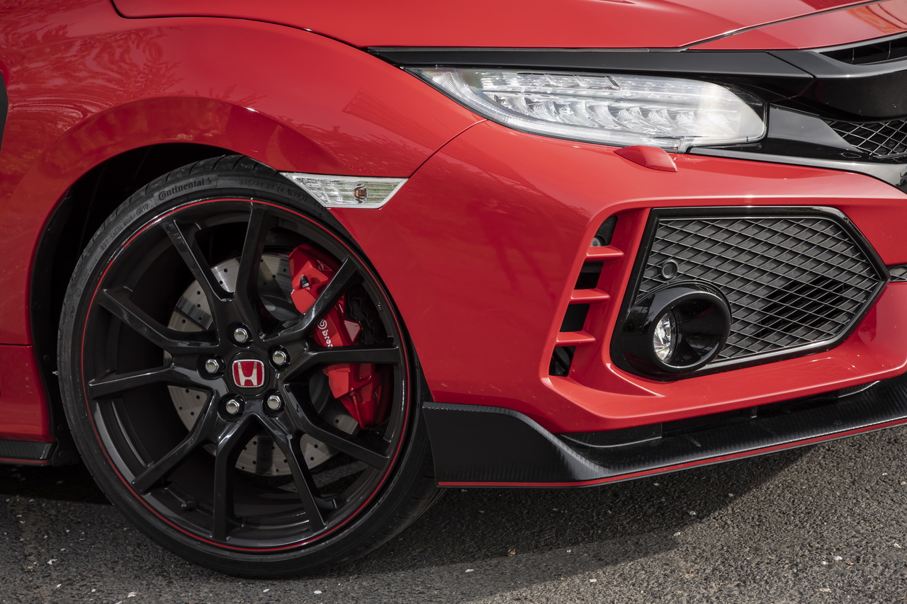 Photo 41 - Honda Civic Type R 2019 rouge zoom avant - Essai Mégane RS ...