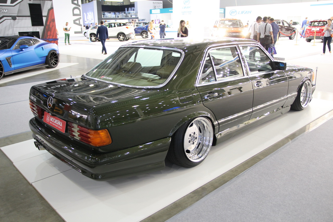 Photo 38 - Mercedes Classe S W126 vue arrière tuning salon de Moscou ...