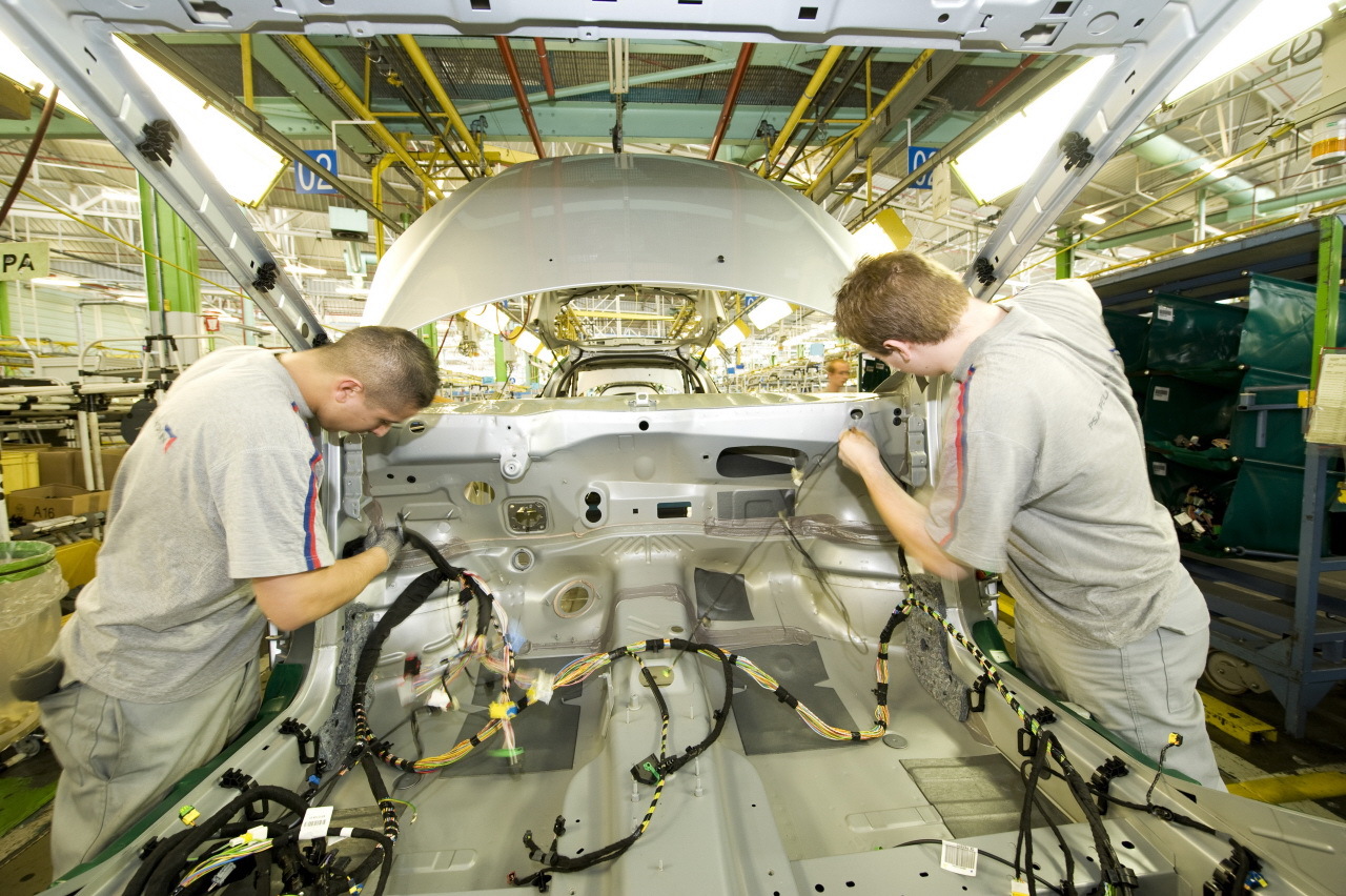 Diaporama et photos - La production d'automobiles a besoin de se ...