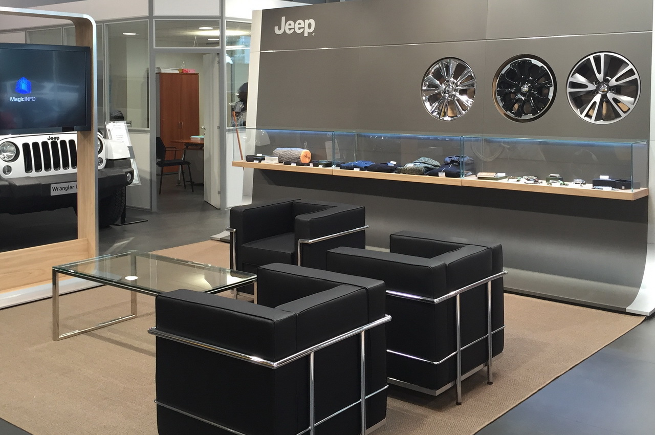 Diaporama et photos - Les réseaux Jeep et Alfa Romeo font peau neuve | L'Argus