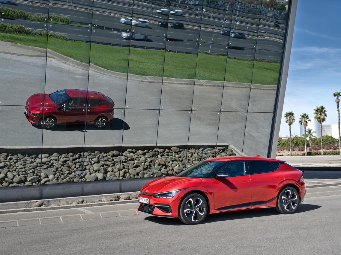 Diaporama et photos - Essai Kia EV6 2WD : le crossover électrique qui roule loin | L'Argus