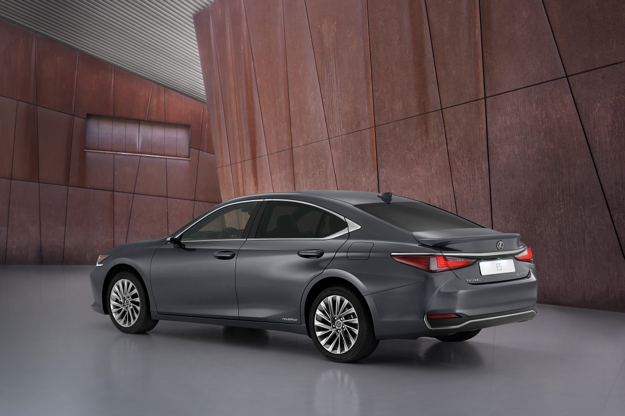 Prix Lexus ES (2021). Les tarifs de la version restylée