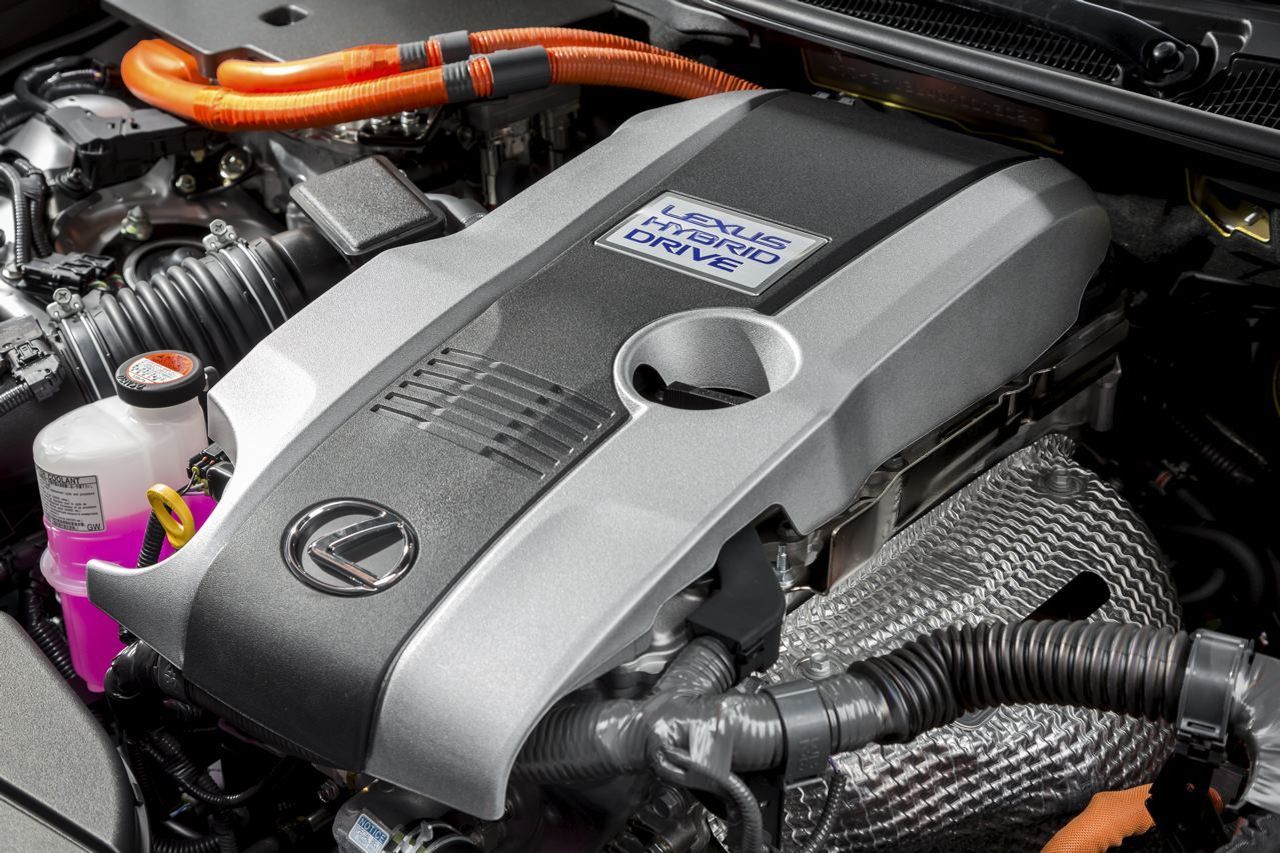 Fiche technique Lexus GS 300h