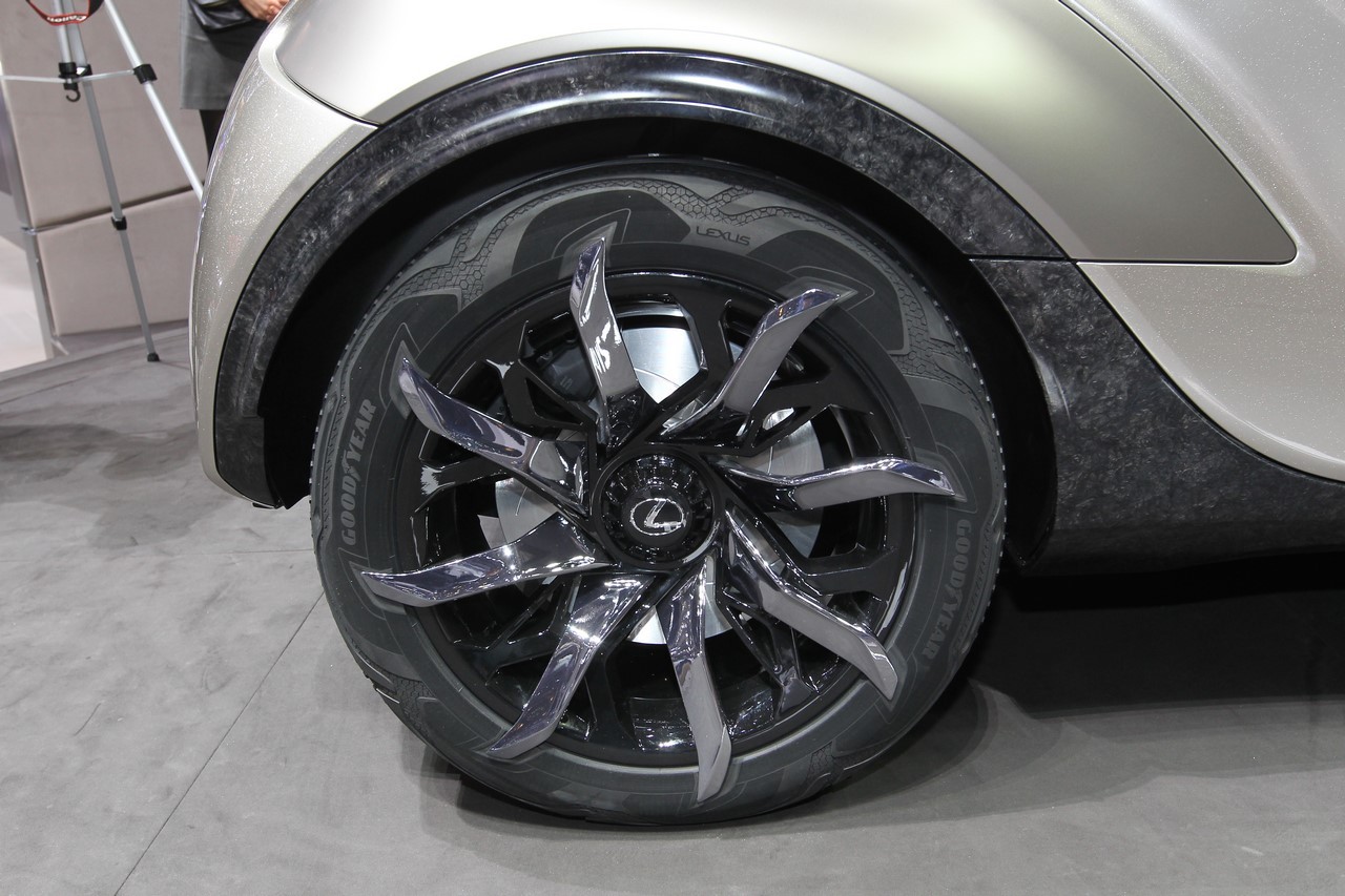 Lexus LF-SA Concept : la Toyota iQ selon Lexus - Photo #6 - L'argus