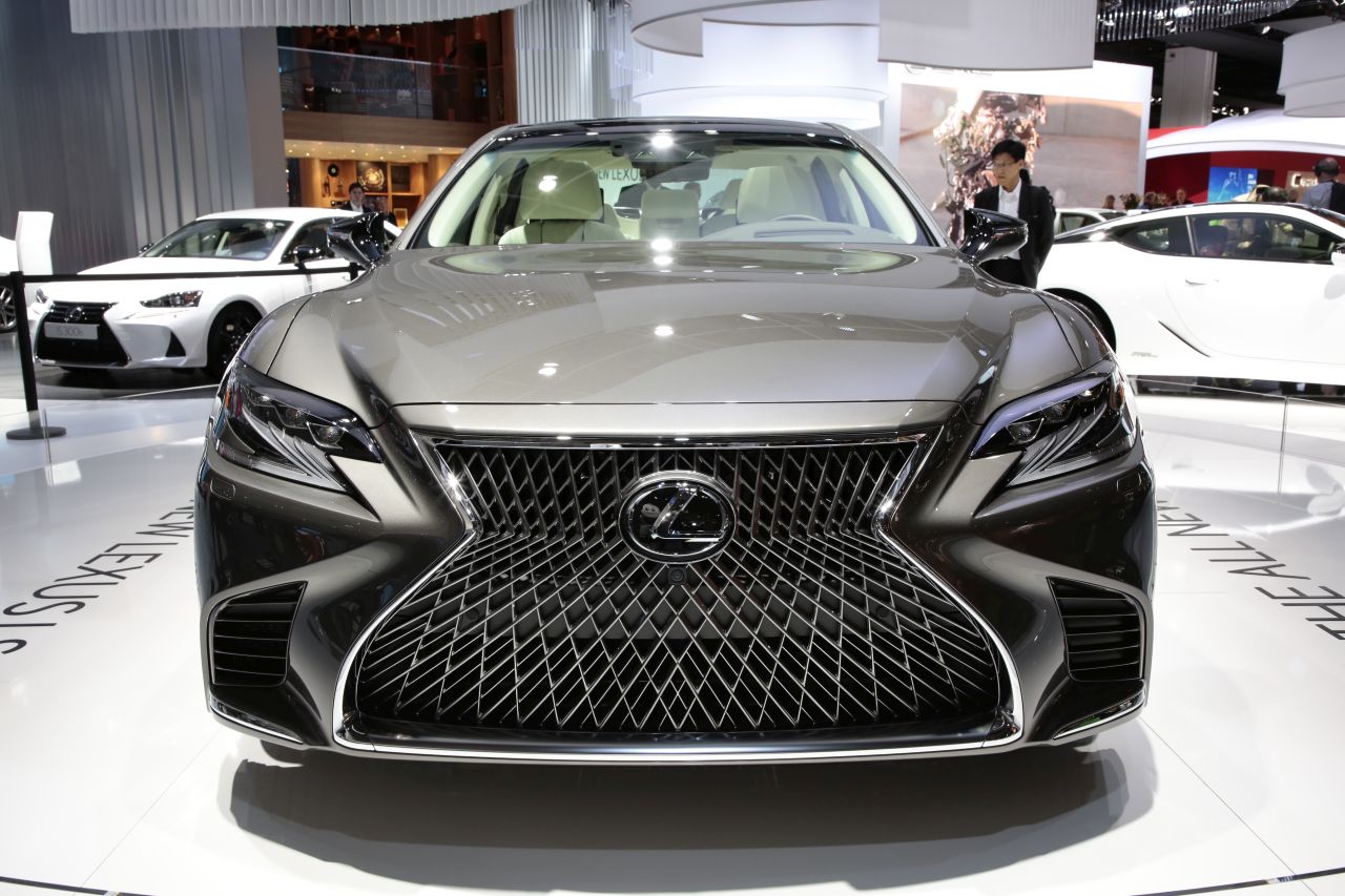 Lexus LS : une limousine de caractère - Photo #2 - L'argus