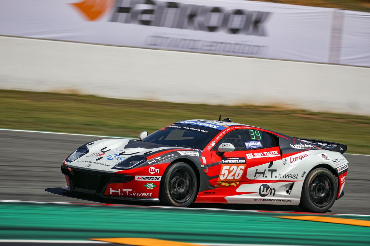 Photo 12 - Ligier JS2 R 24H de Barcelone avant gauche sur piste ...