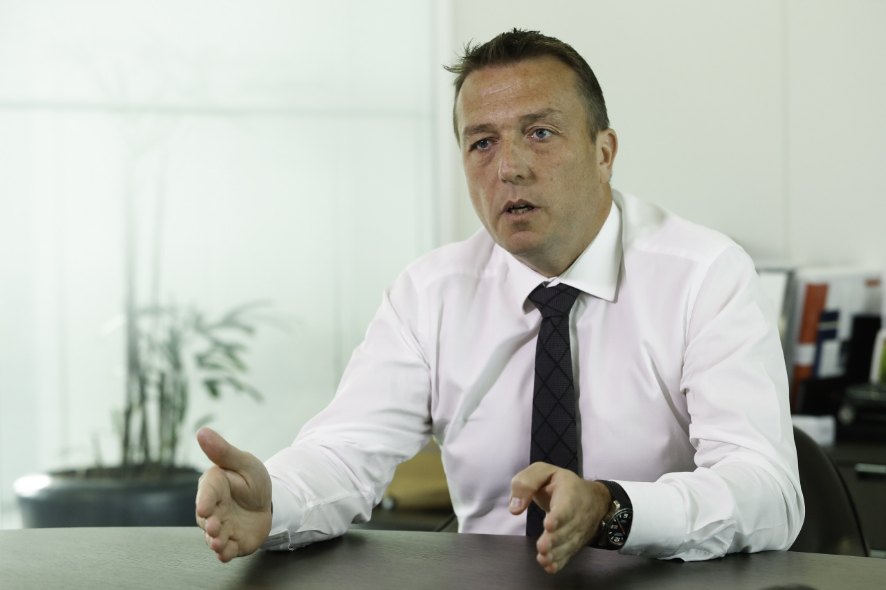 Diaporama et photos - Lionel French-Keogh : "Des fondamentaux ...