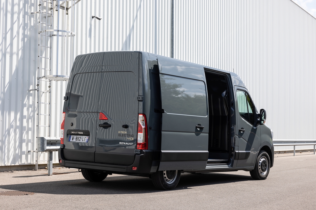 Essai Renault Master E-Tech (2022). Est-ce bien sérieux ? - Photo #6 ...